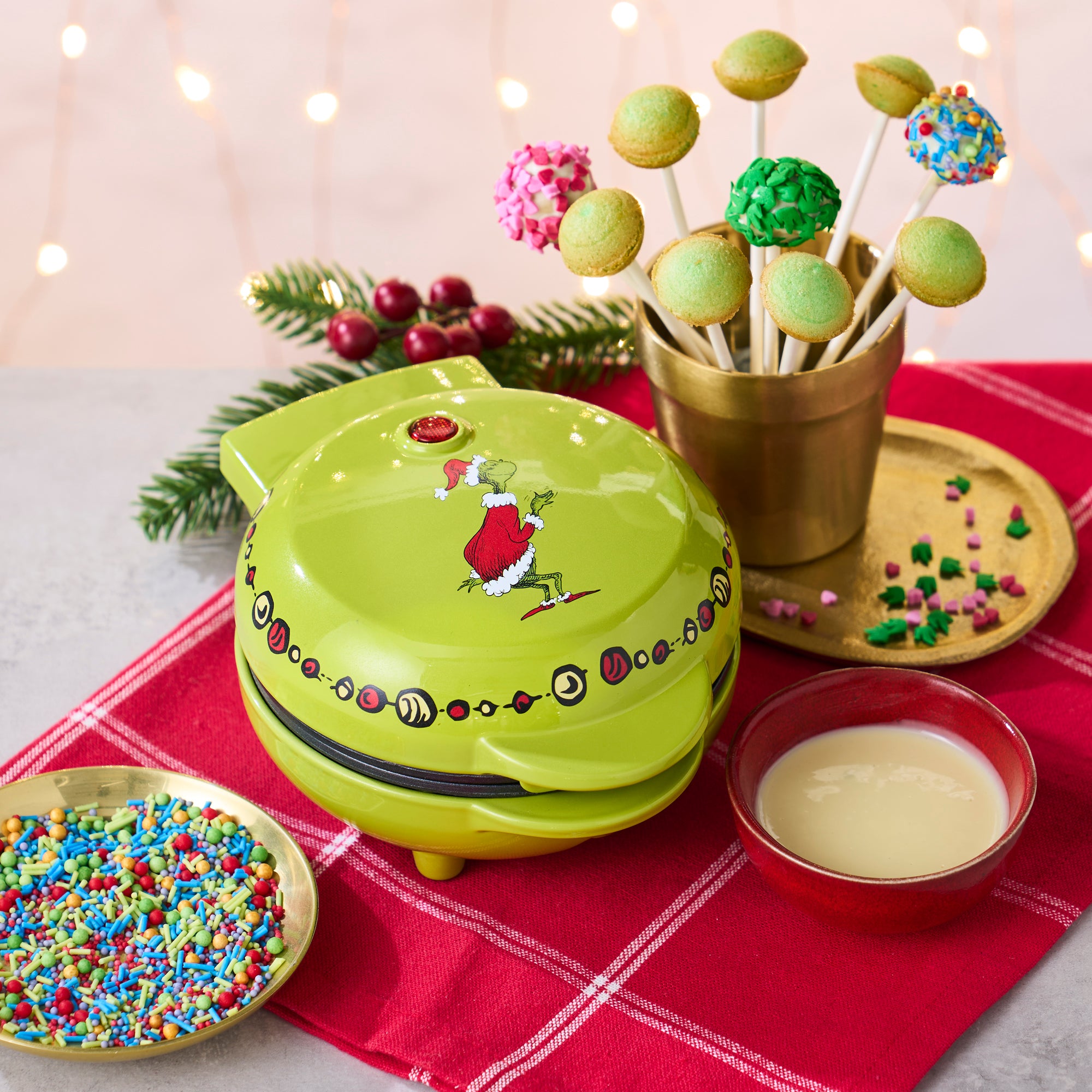 Daewoo x The Grinch™ – A Recipe for Holiday Hijinks! - Daewoo ...